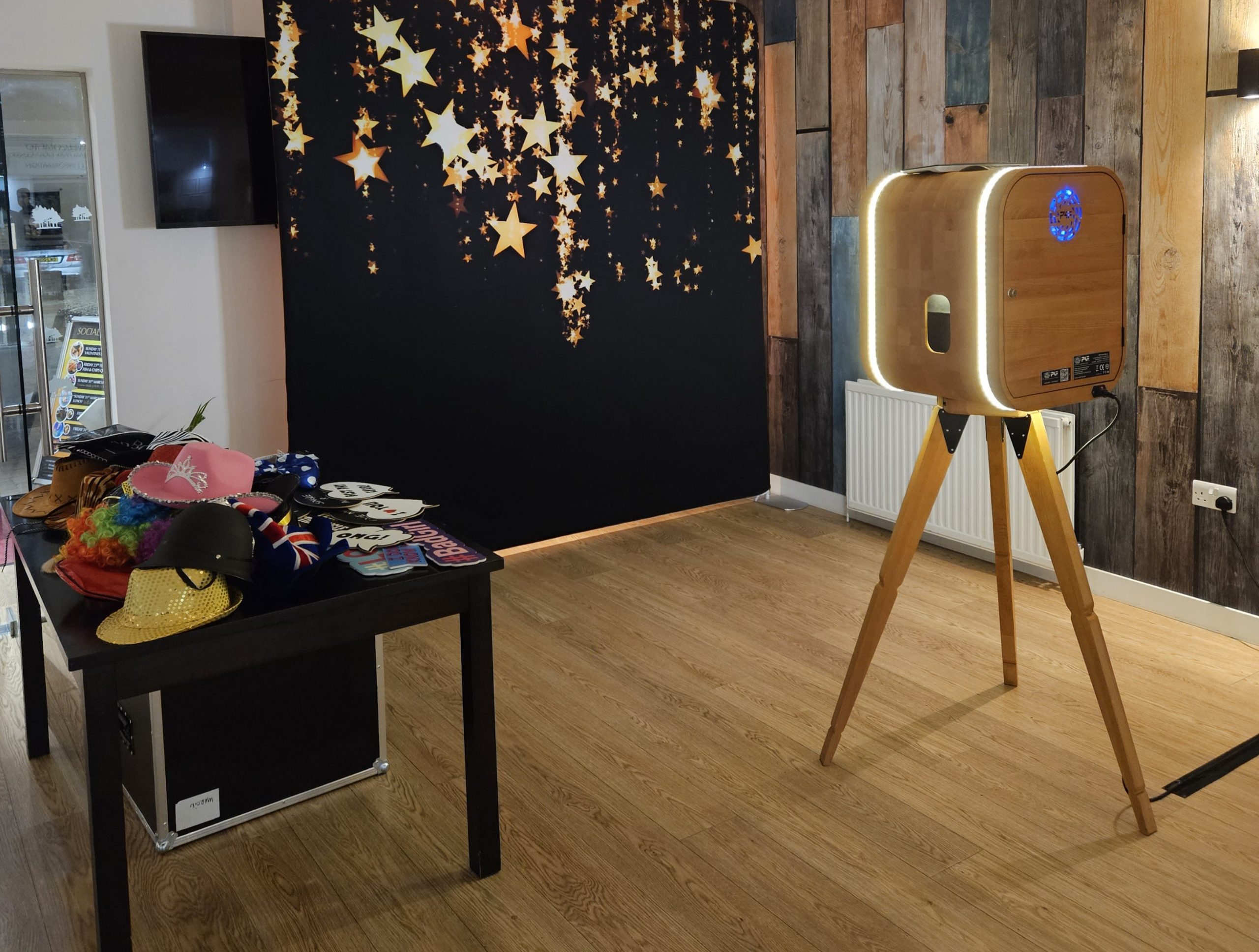 Photo Booth Hire Packages in Berkshire | pmphotobooth.co.uk